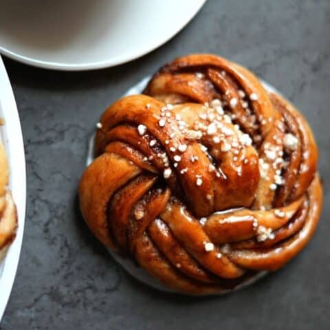 Swedish Cinnamon Buns Recipe (Easy Kanelbullar Recipe) | MerryBoosters