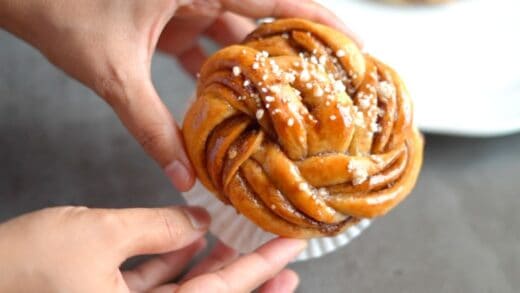 Swedish Cinnamon Buns Recipe (Easy Kanelbullar Recipe) | MerryBoosters