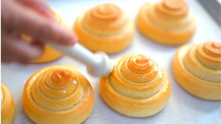 Pan de Mallorca : Easy Mallorca Bread Recipe (Puerto Rican Sweet Bread ...