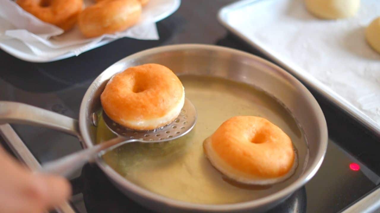 fried doughnut recipe | MerryBoosters