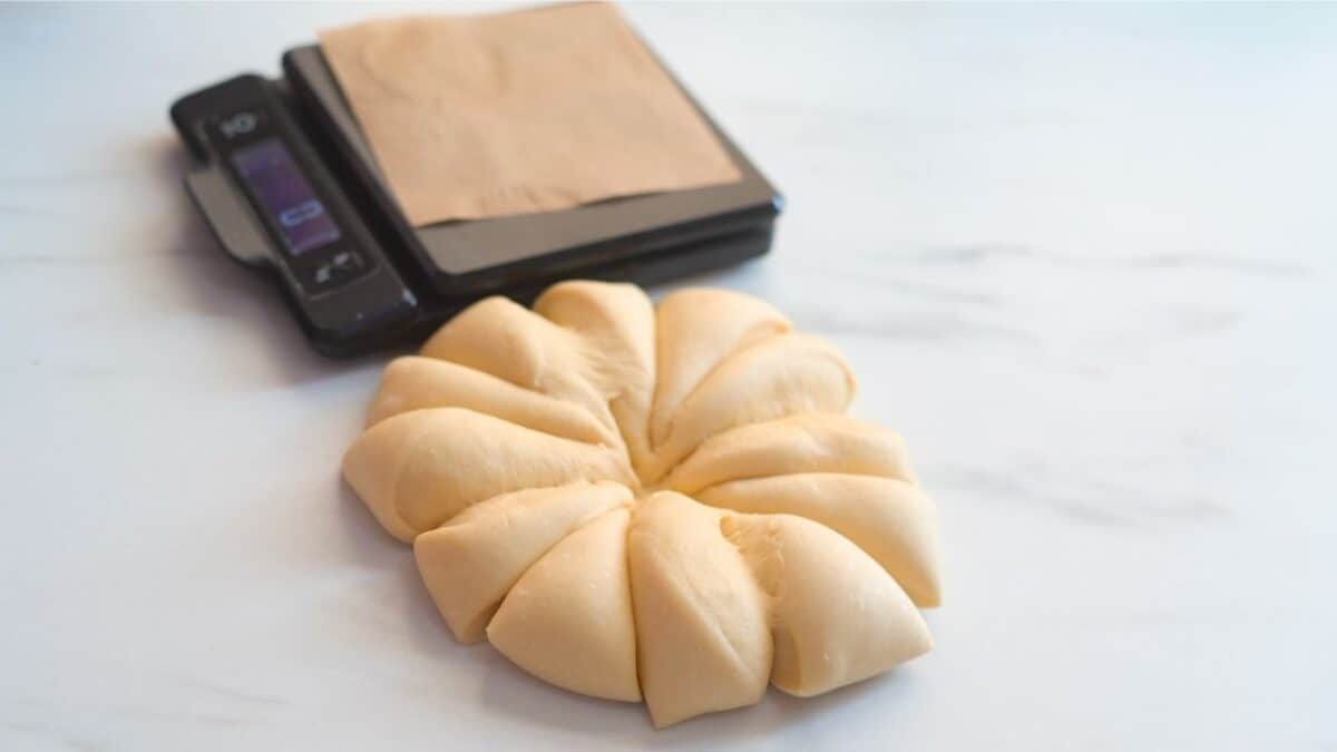 Easy Crème Brûlée Donuts Recipe | MerryBoosters