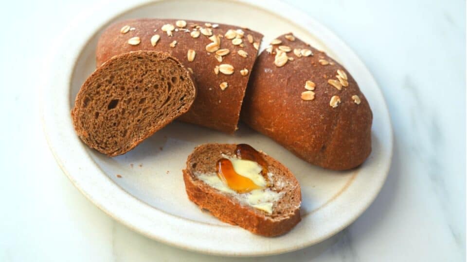 Cheesecake Factory Brown Bread Recipe | MerryBoosters