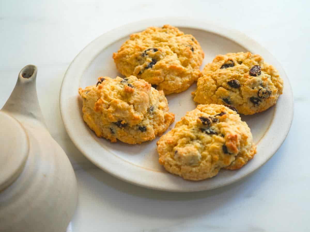 Easy Rock Buns Recipe(Easy Rock Cakes) | MerryBoosters