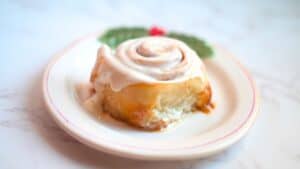 Easy Cinnamon Roll Icing Recipe without cream cheese | MerryBoosters