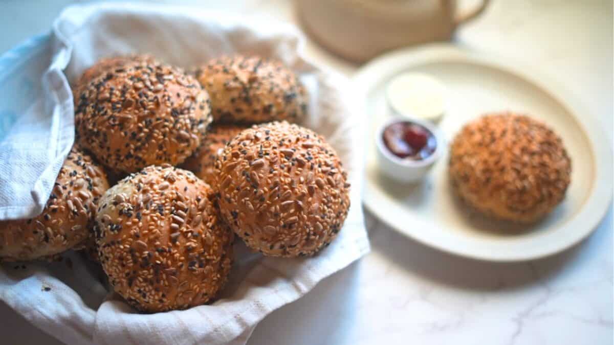 Danish Morning Buns Recipe (Rundstykker) | MerryBoosters