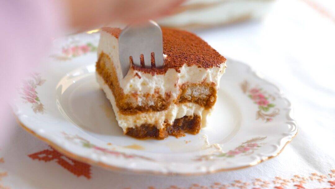 Easy No Bake,Tiramisu Recipe without Mascarpone | MerryBoosters